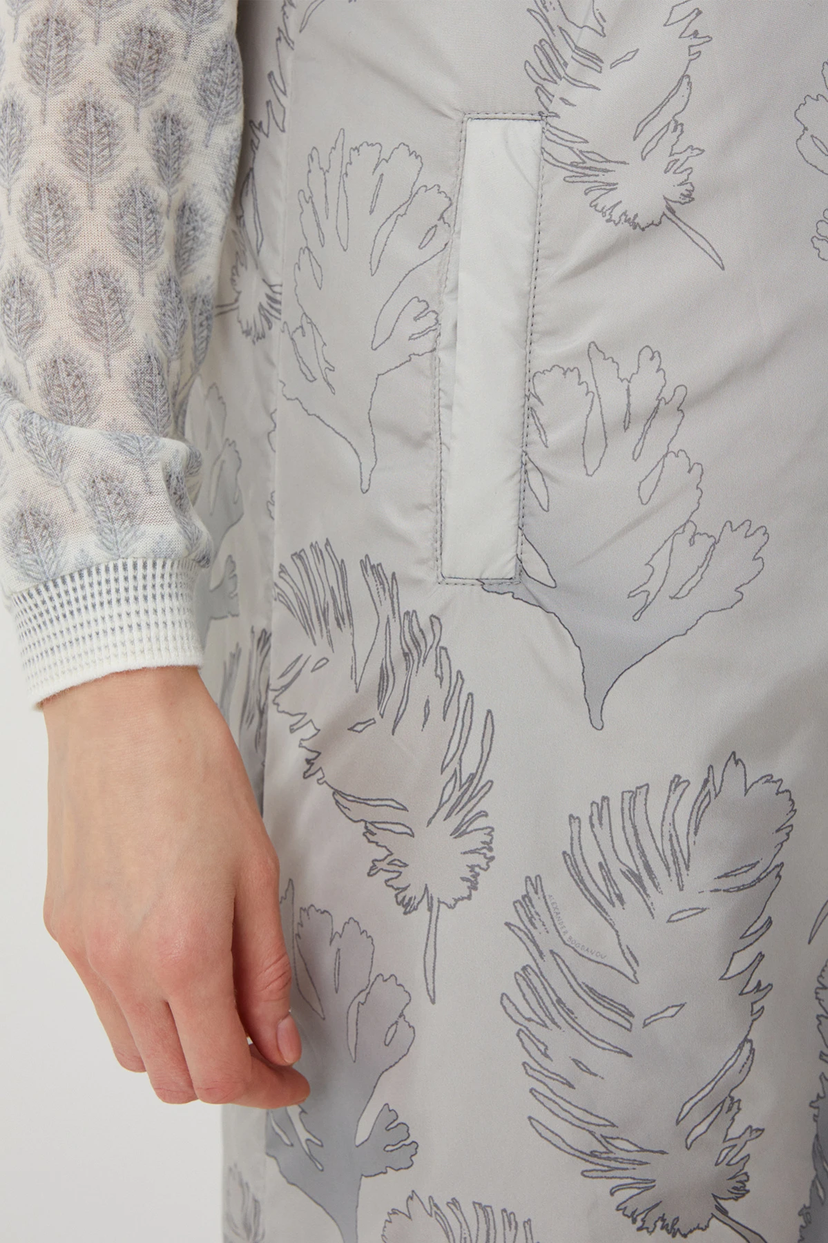 Купить Жилет "Воздушный вальс" 14-2124 в Alexander Bogdanov